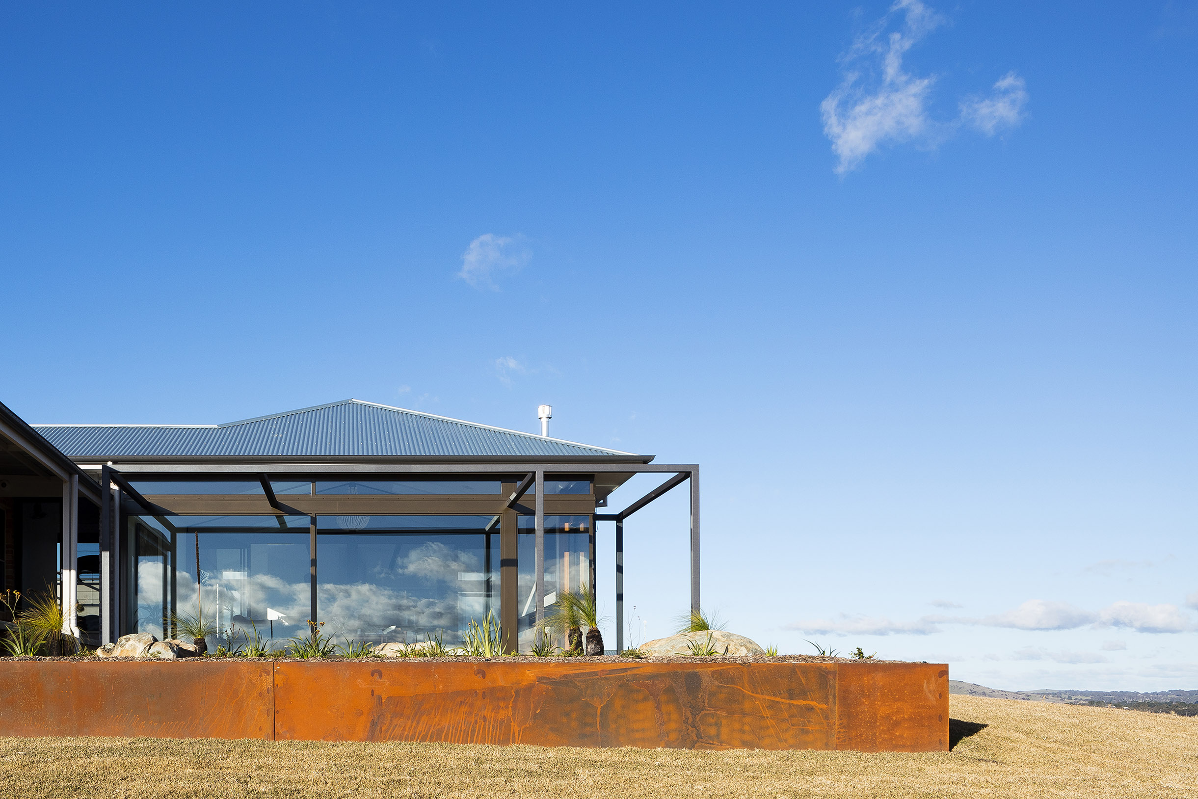 spring house – Willcon building